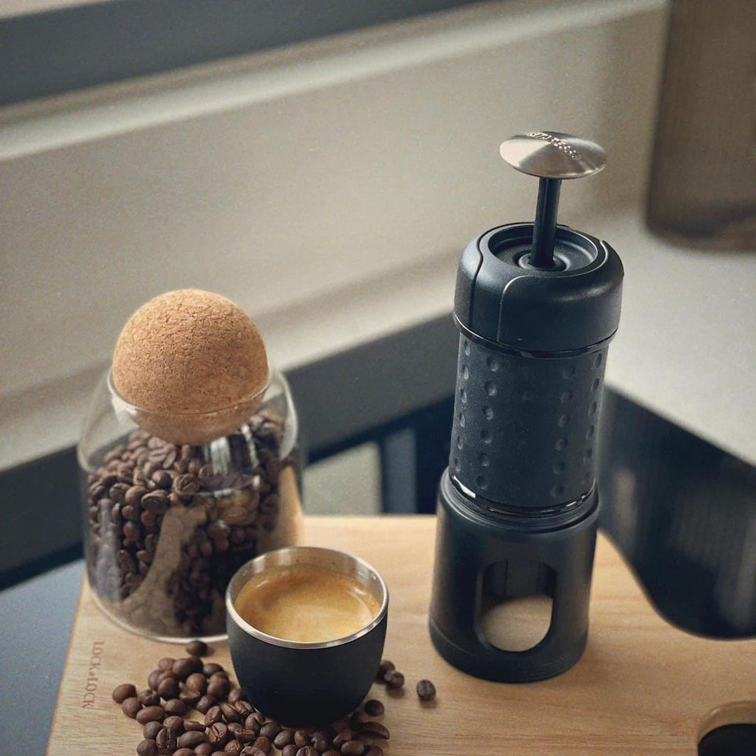 STARESSO Travel Mini Portable Espresso Machine, Portable Coffee Maker ...